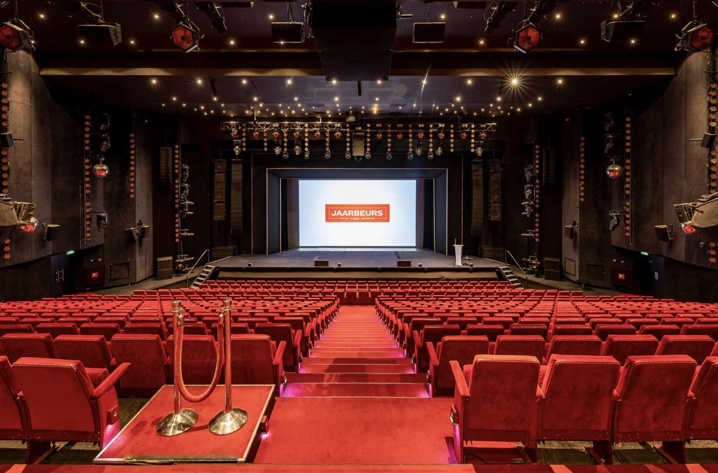 Beatrix Theater Utrecht - Programma en tickets - Leukstetickets.nl